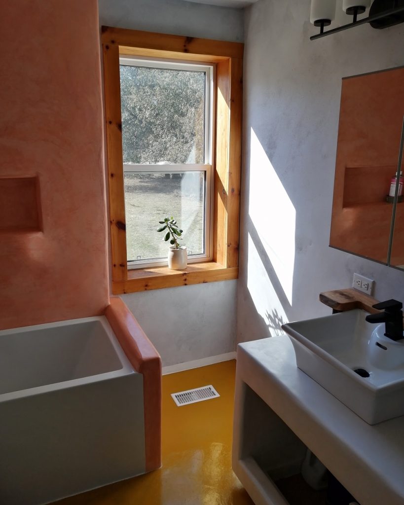 Zen and the art of natural plastering | The Highlander